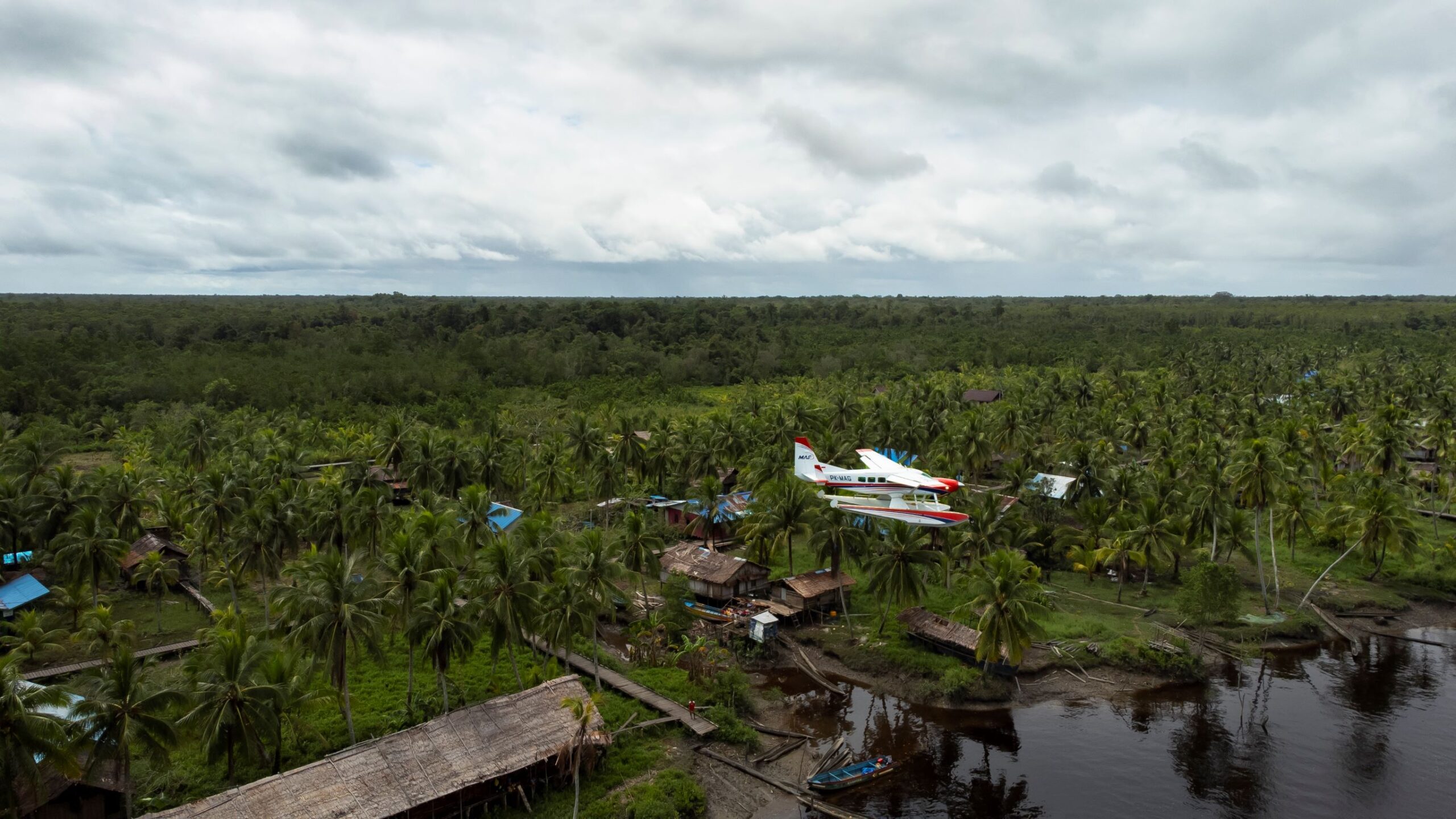 PerahuNya Tuhan - MAF Indonesia